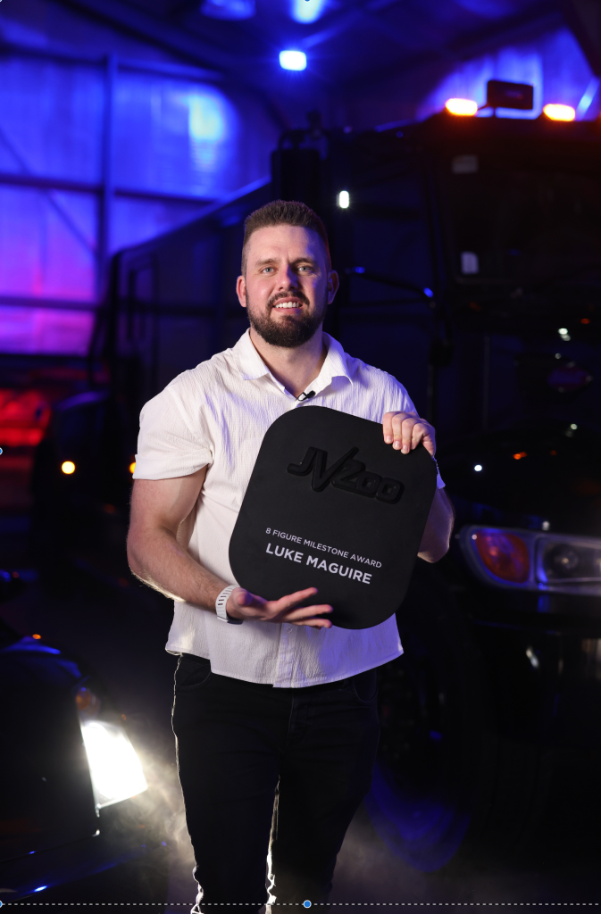 Advertmate - Luke Maguire